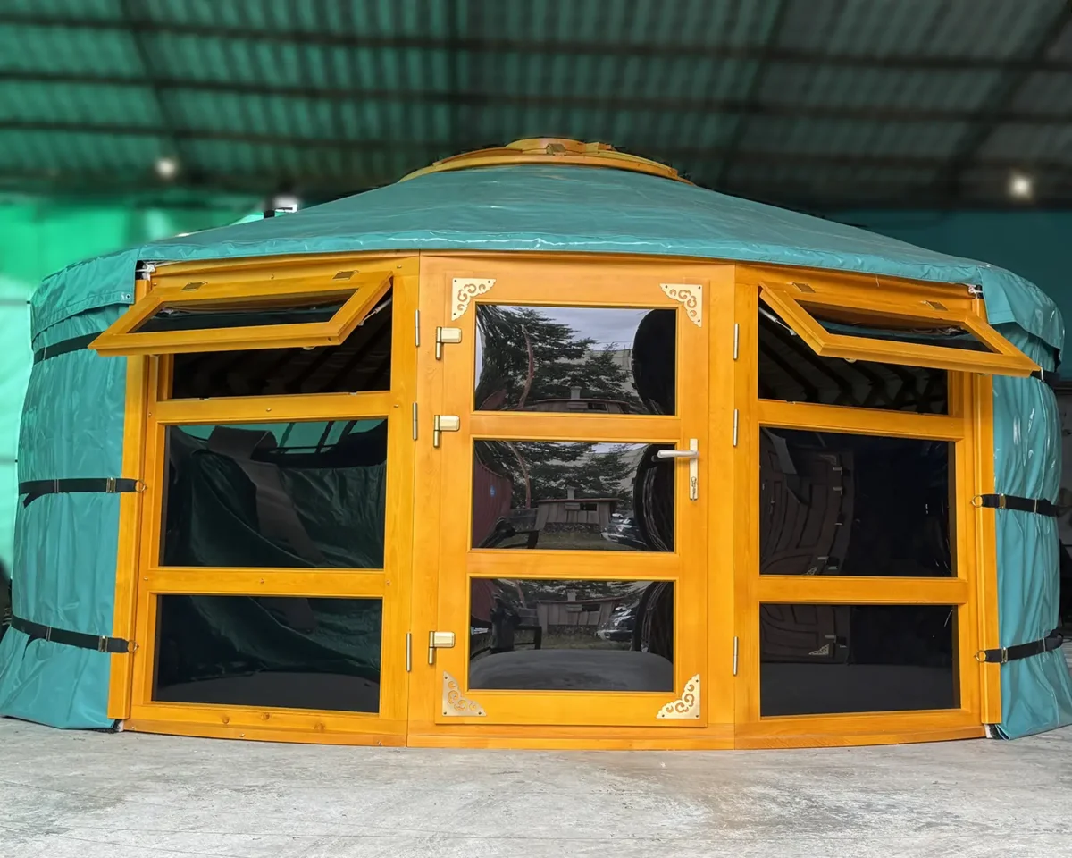 A 16ft yurt with 2 windows (Yurt #25374) | Nature Yurts